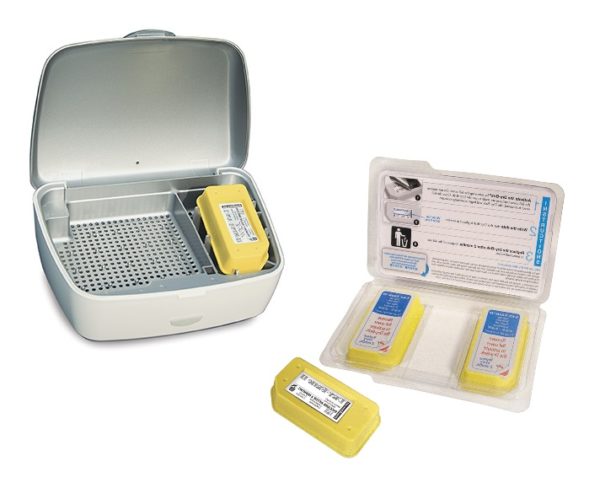 Dry & Store Breeze + en 3pk Dry & Store Dry Brik | Cochlear Denmark